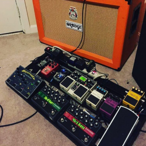 How to Arrange Guitar Pedals on a Pedalboard | Pedal Haven